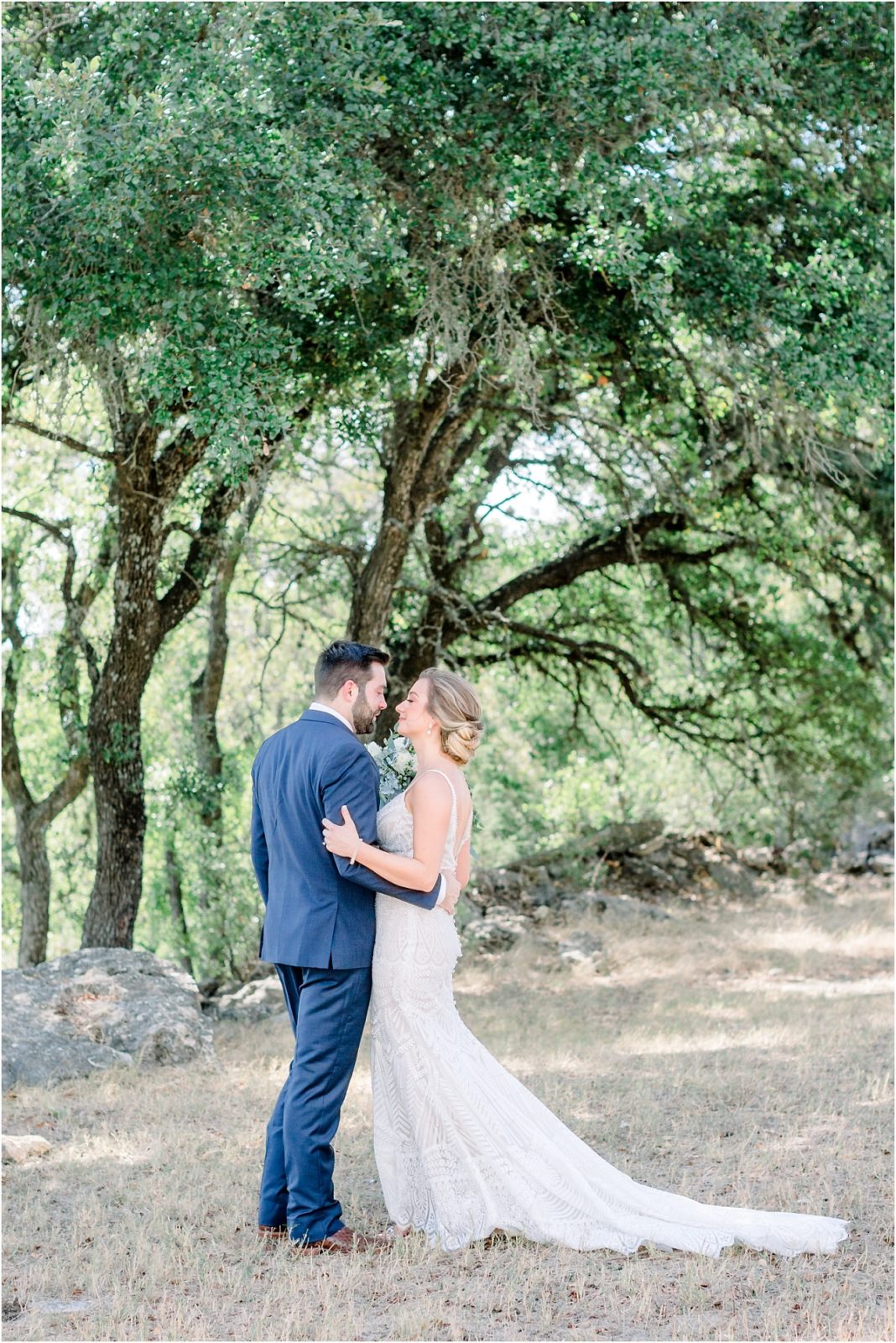 Romantic CW Hill Country Ranch Wedding - amyodom.com