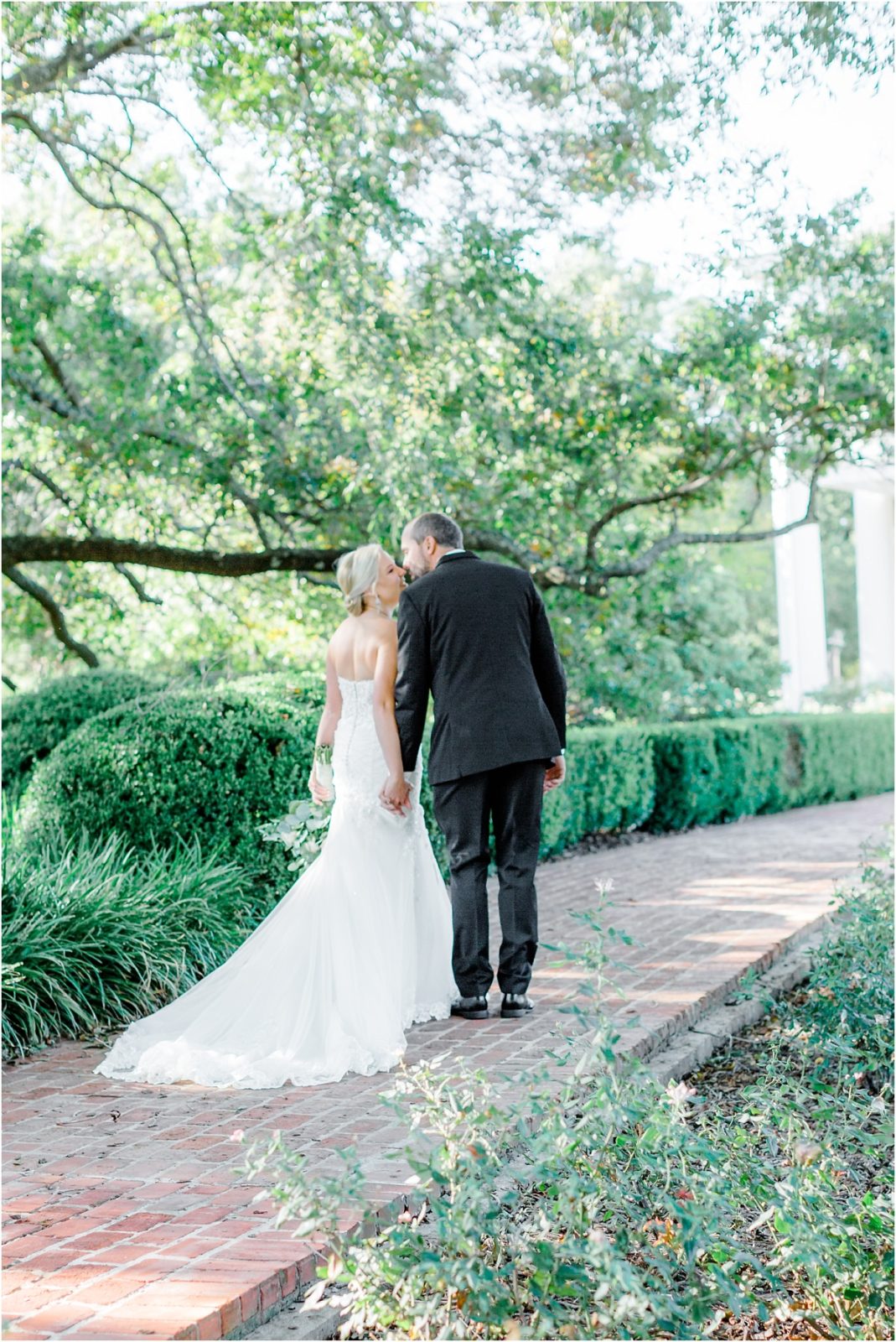 Earle Harrison House and Pape Gardens Wedding - amyodom.com